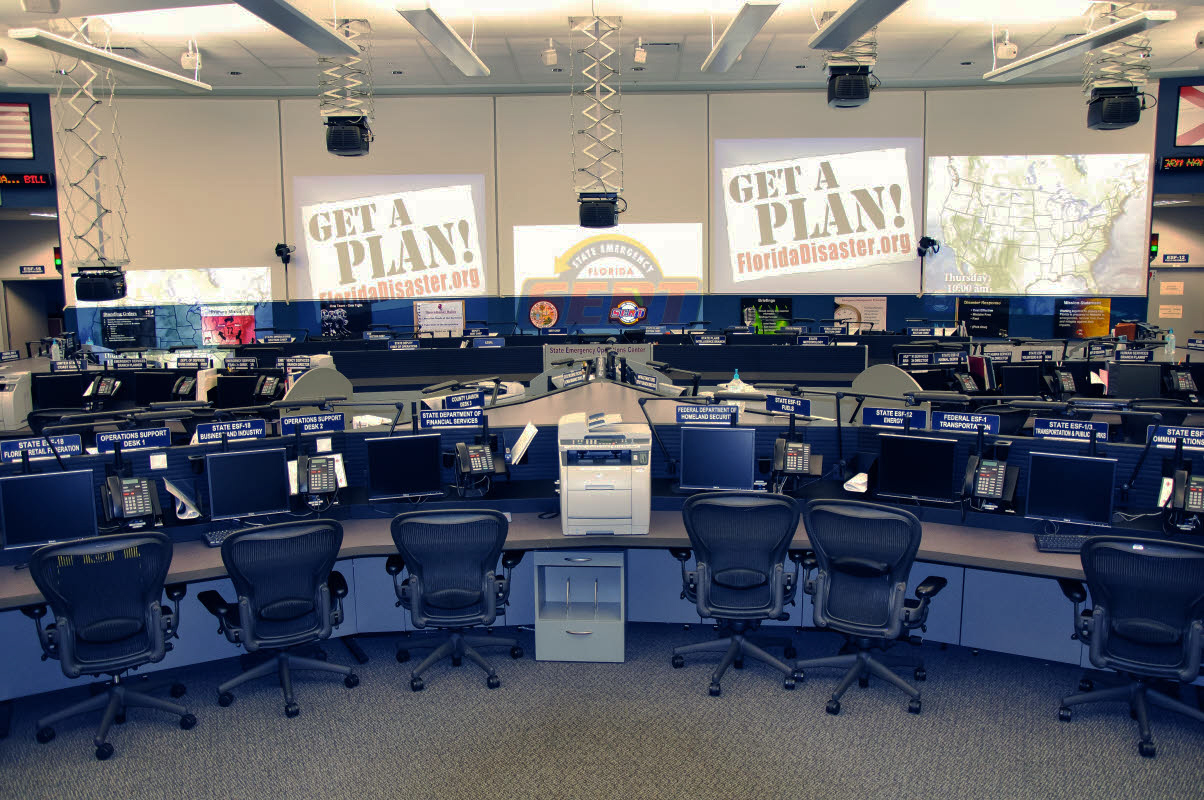 Four Things Installers Will Love about the Updated Scissor Lift ...